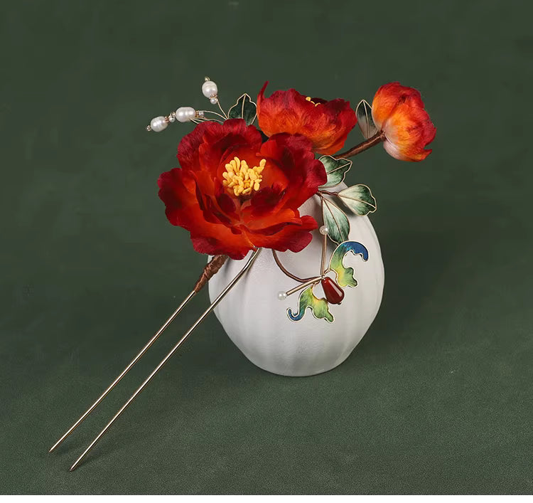 “Die Lian Hua” Red Peony Butterfly U-Shaped Hairpin | Handcrafted Velv ...